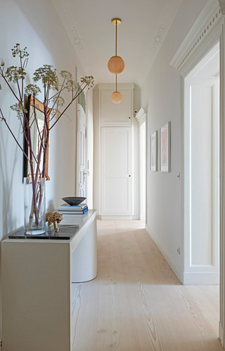 Hohe Decke Bilder – Interior Design-Fotos kaufen living4media